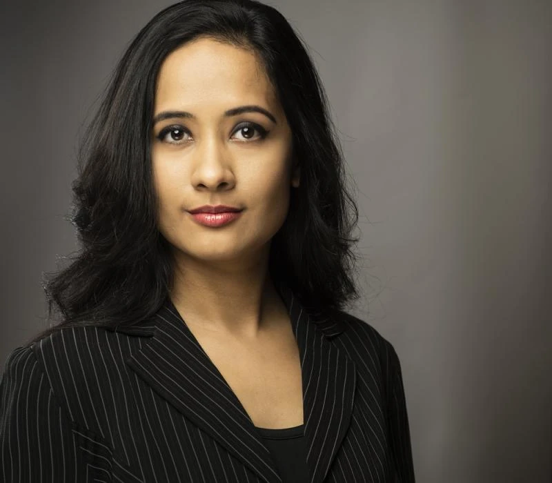 Book Gunjan Sinha as Event Anchor | Hosts & Emcees | Black Hat