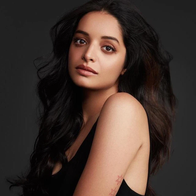 Manasi Scott - Black Hat